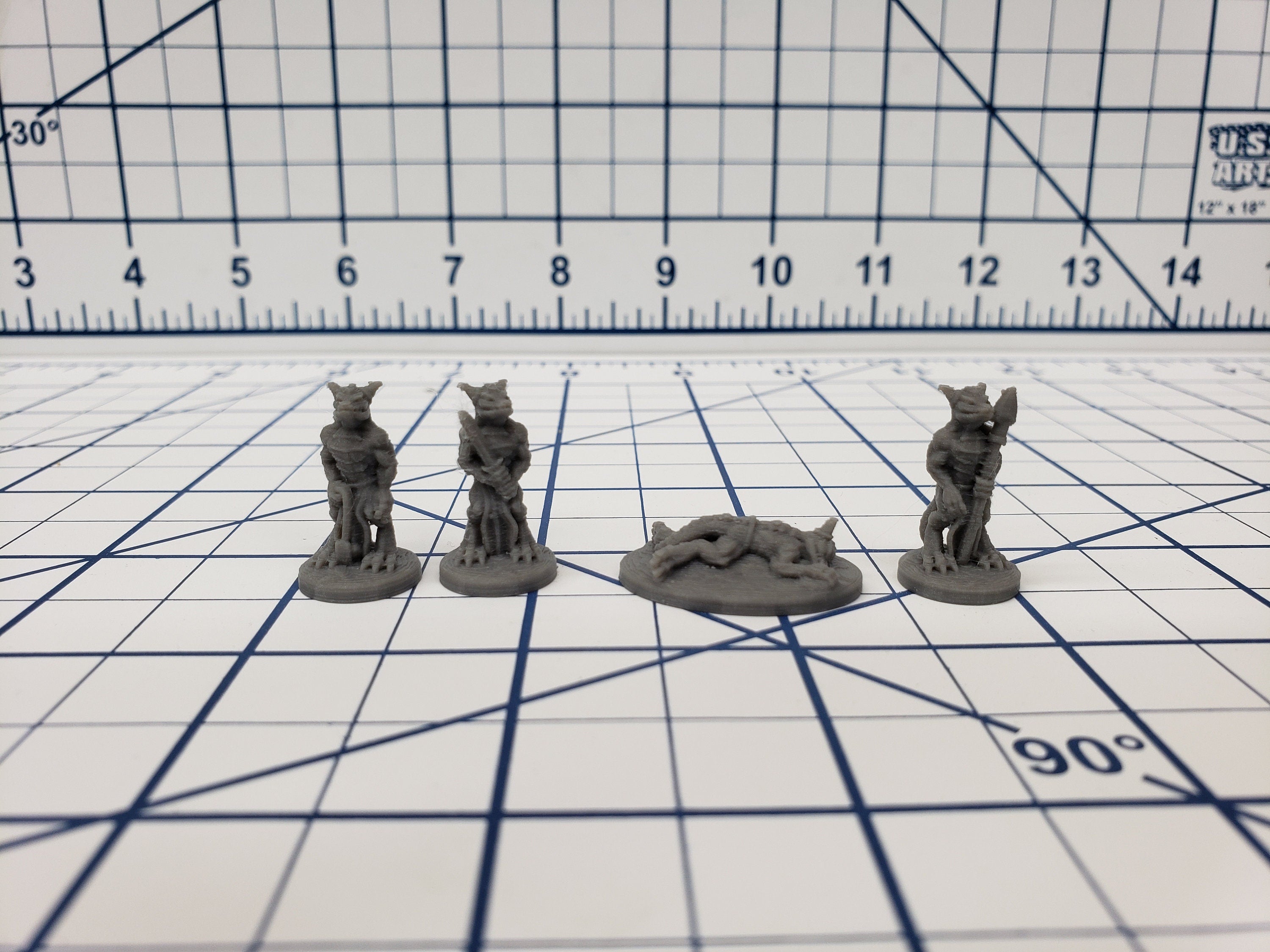 Set of 4 Kobolds - DND - Pathfinder - RPG - Dungeon & Dragons - Miniat