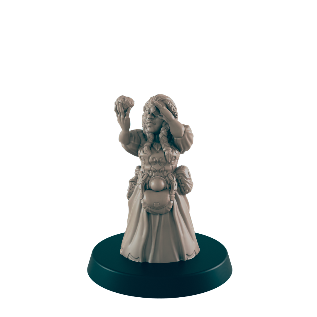 Demonkin Female Shop Keeper - Everyday Folk - Minis - EC3D - - Dungeon