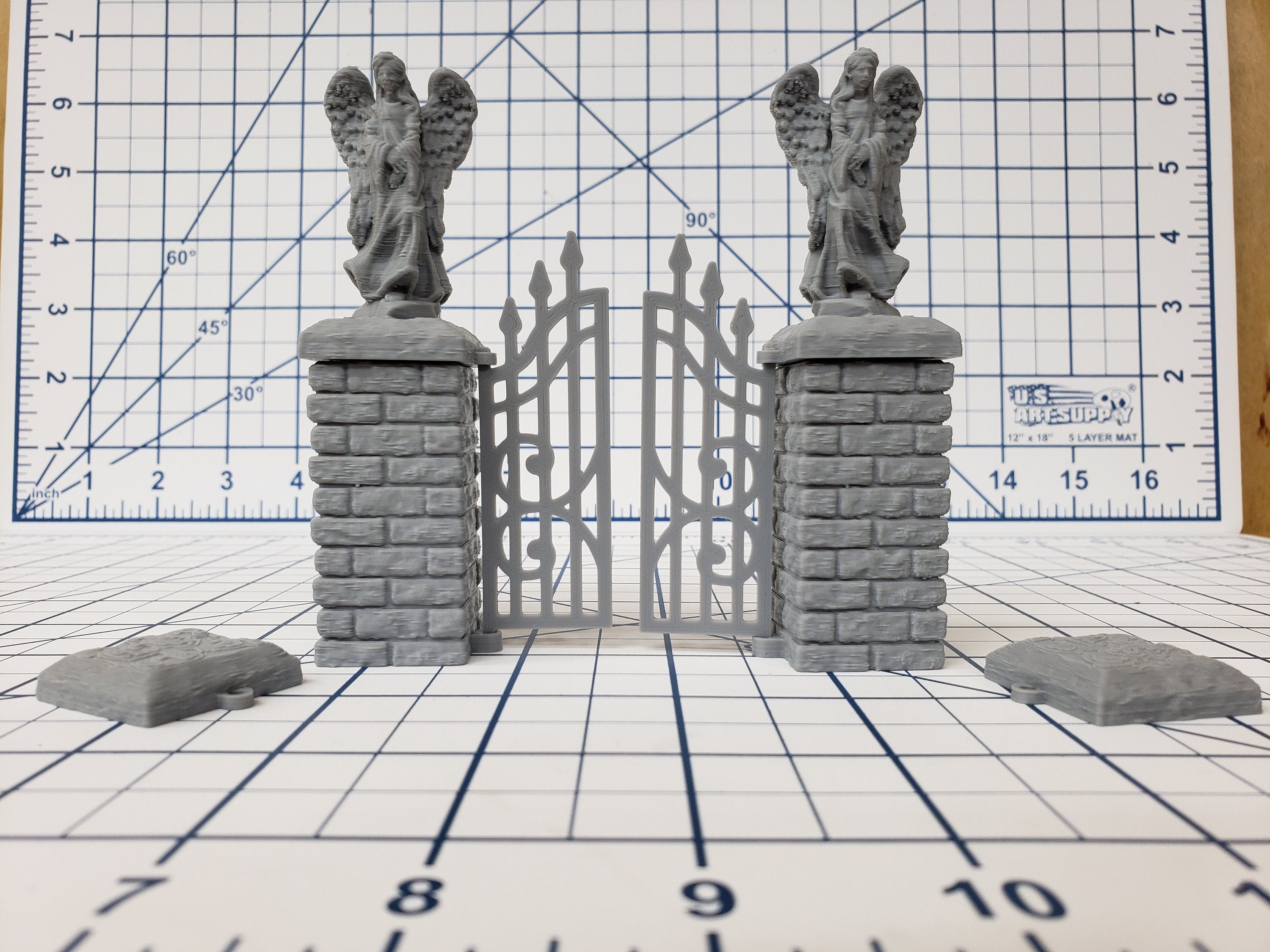 Cemetery Gate and Walls - DragonLock - DND - Pathfinder - RPG - Dungeo