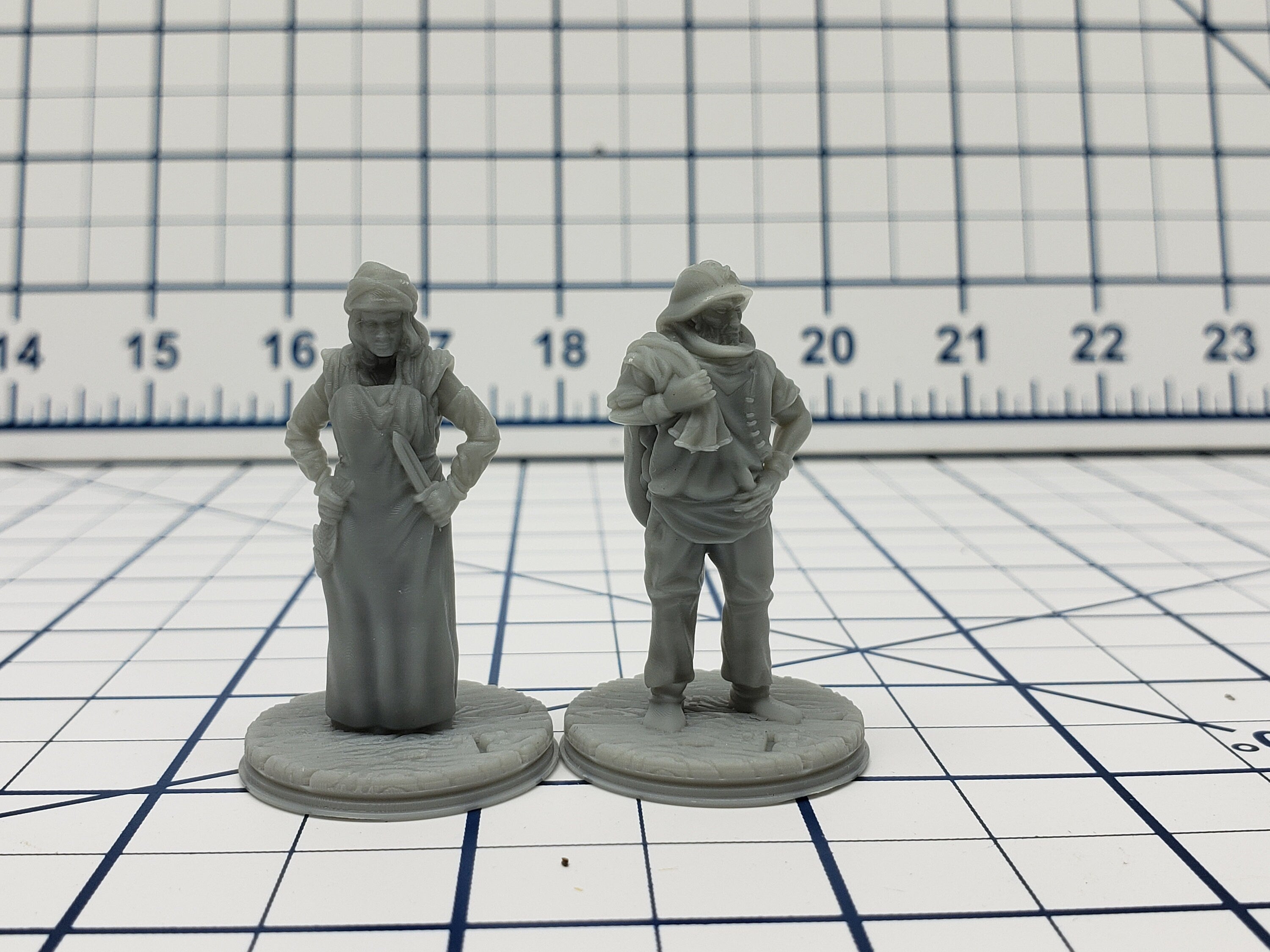 Fish Folk (Humans) Mini - Savage Atoll - Hero's Hoard - DND - Pathfind